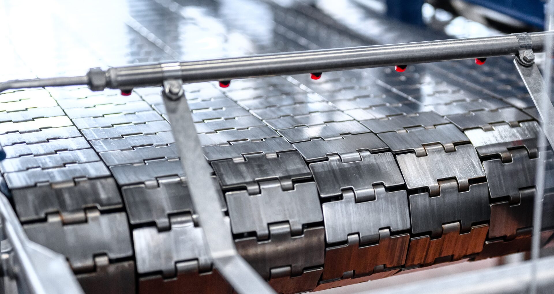 Choosing the Right Conveyor Belt: A Guide to Belt Types - Hanover ...